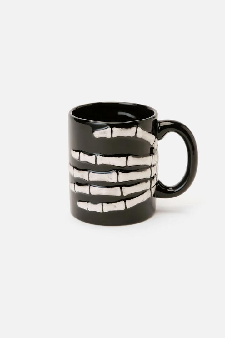 Skeleton Hand Mug (Black) | Sale 60% – Special8